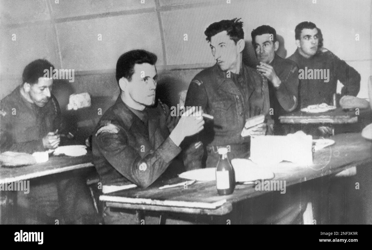 French Canadian troops, the first operational members of the United ...