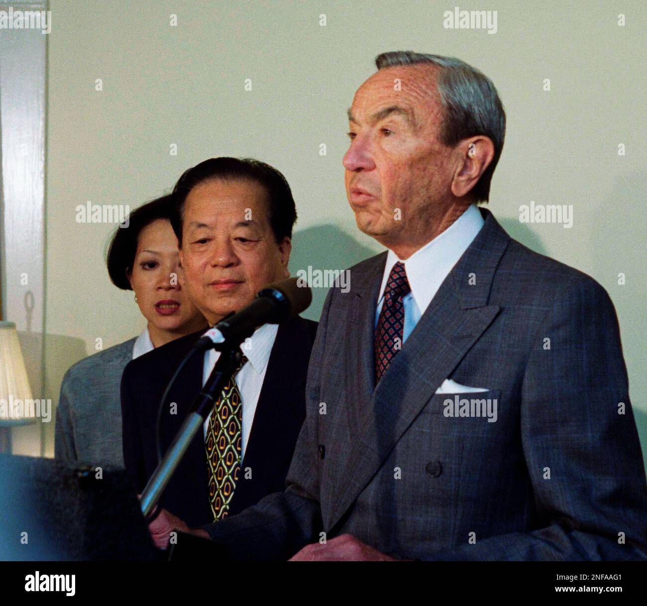 Secretary of State Warren Christopher, right, addresses at New York ...