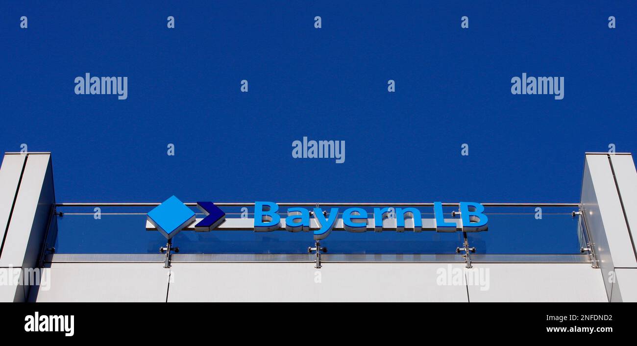 Das Logo der bayerischen Landesbank BayernLB fotografiert am Montag, 20 ...