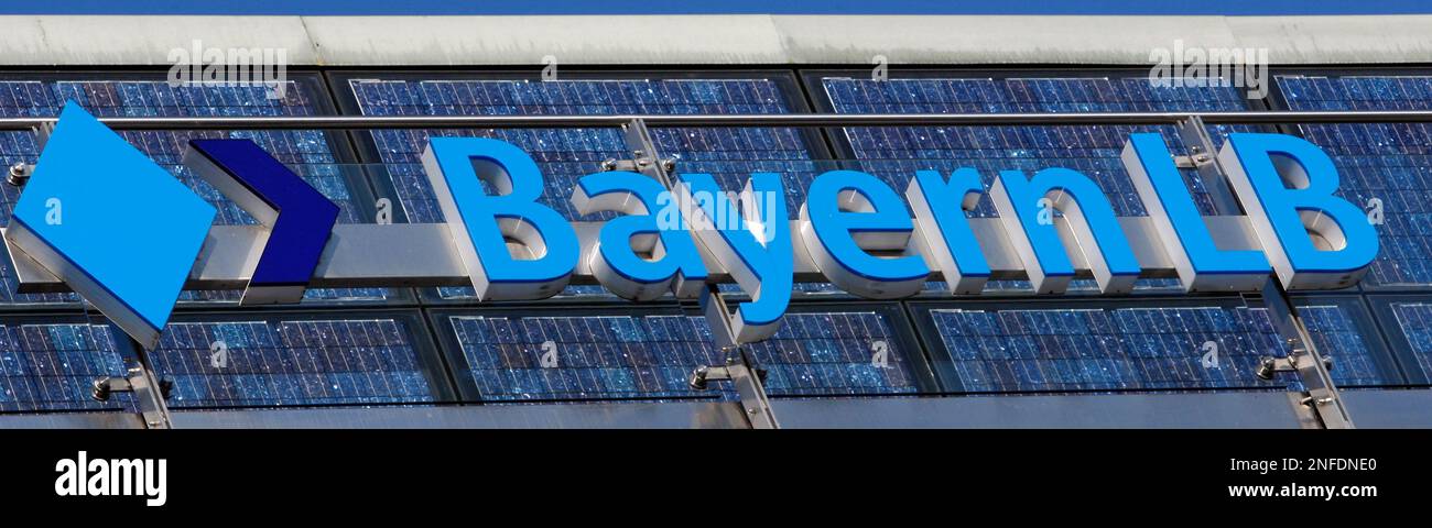 Das Logo der bayerischen Landesbank BayernLB fotografiert am Montag, 20 ...