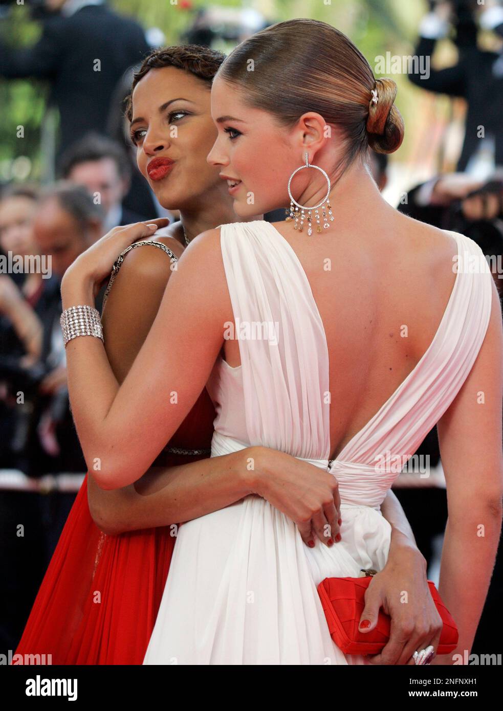 French model and actress Noemie Lenoir, left, and Dutch model Doutzen ...