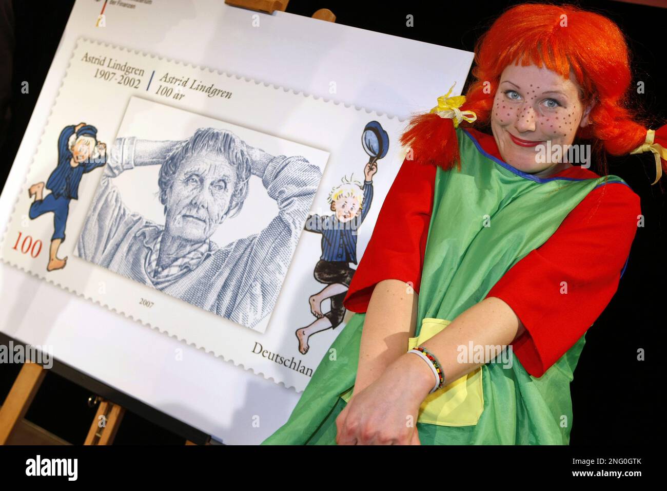 "Pippi Langstrumpf" alias Anne Talhofer posiert am Montag, 13. Nov ...