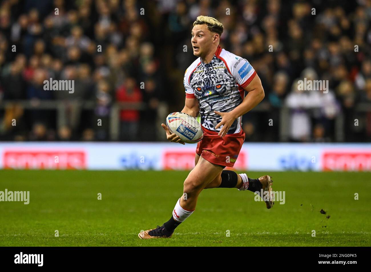 Lachlan Lam #7 von Leigh Leopards macht eine Pause beim Spiel der ...