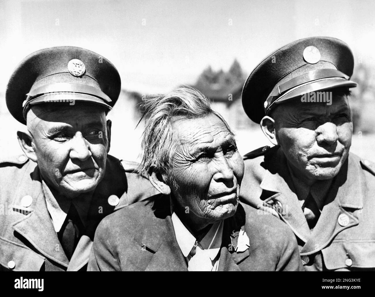 In this photo provided by the U.S. Army Signal Corp., from left, Corp ...