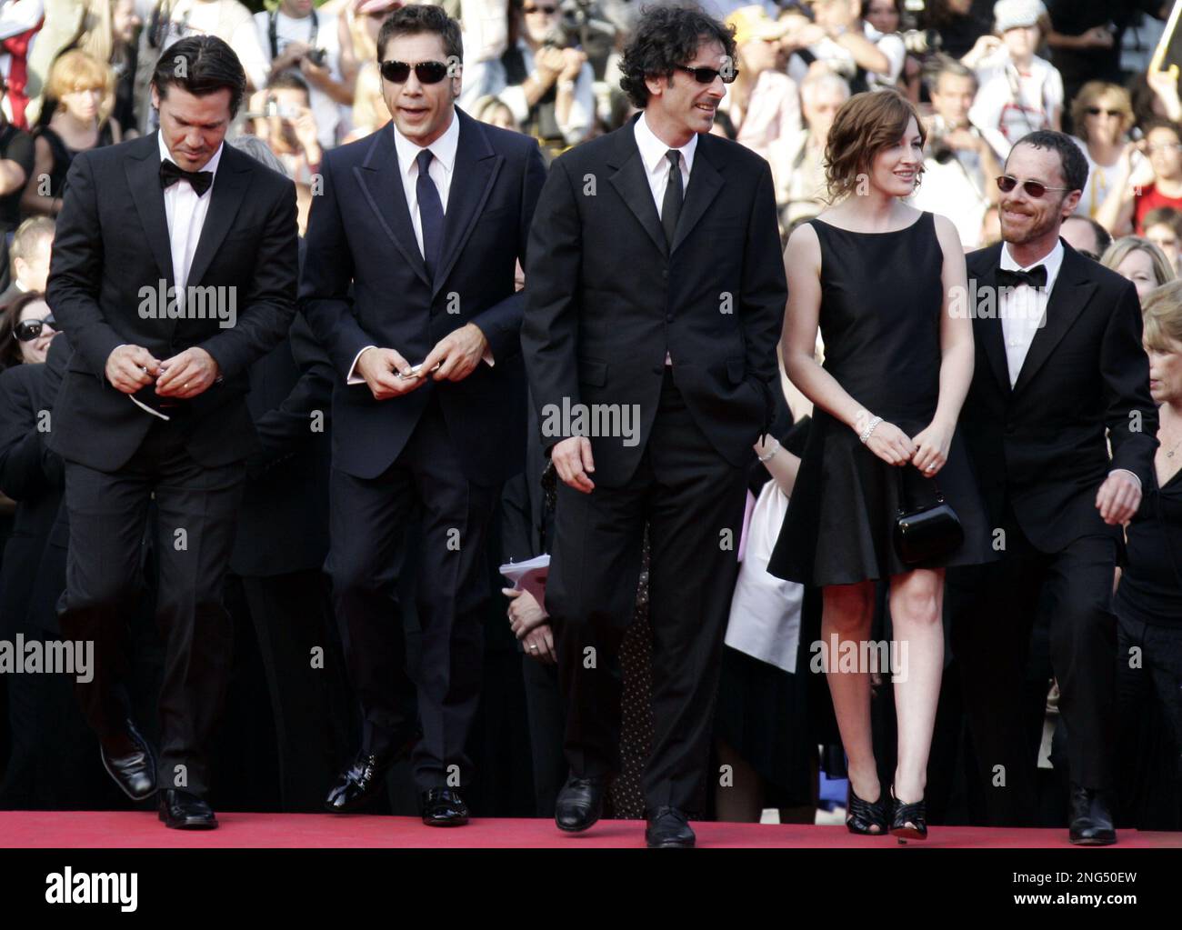 From left to right, American actor Josh Brolin, Spanish actor Javier ...