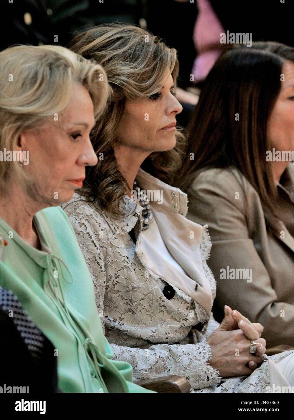 Maria Shriver, wife of Gov. Arnold Schwarzenegger, second from left ...