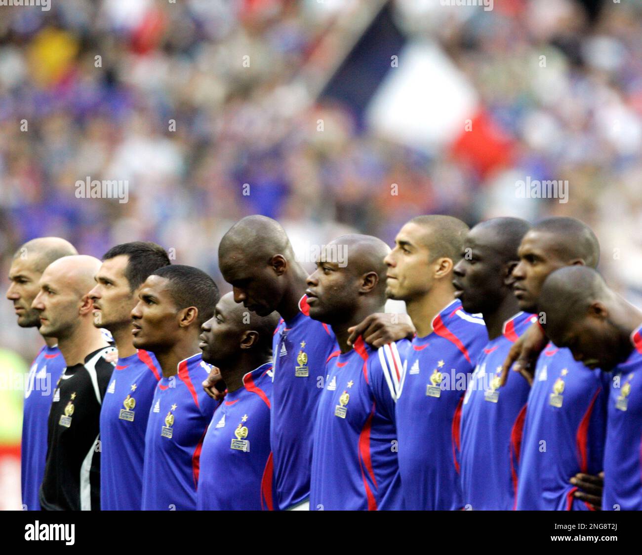 Left to right, France's Zinedine Zidane, Fabien Barthez, Willy Sagnol ...