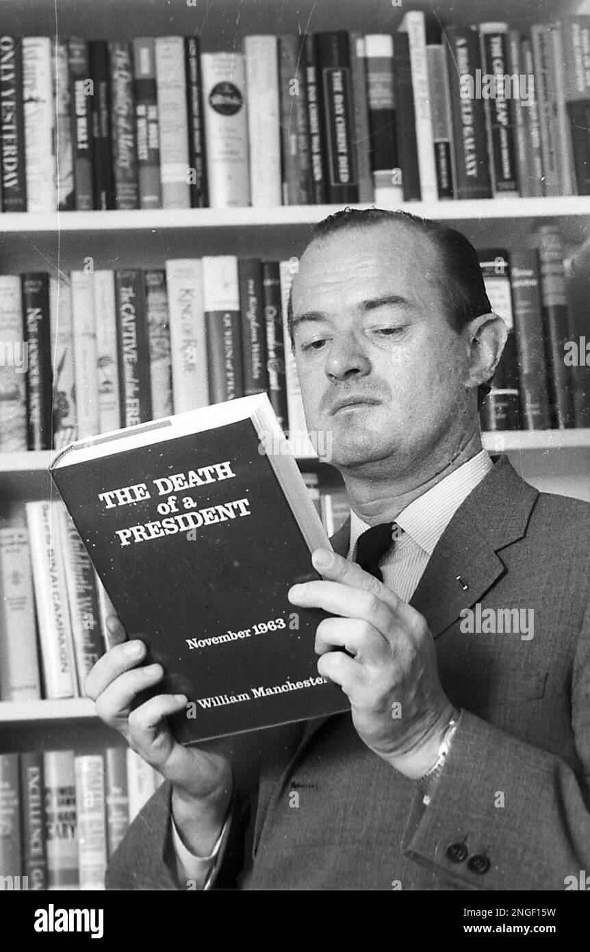 Author William Manchester poses in New York with his book, "The Death ...
