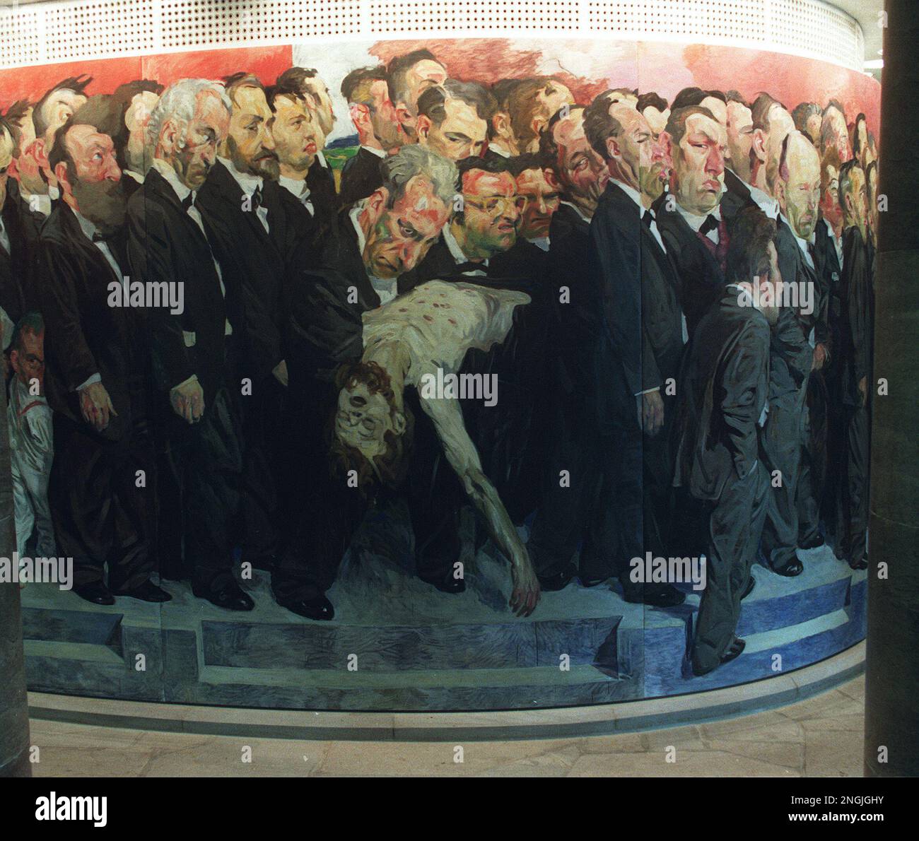 ZUG DER VOLKSVERTRETER - Blick auf die beklemmendste Szene des ...