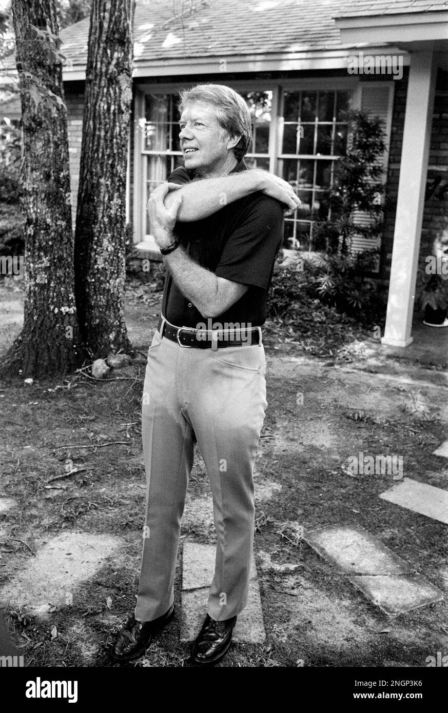 Der US-demokratische Präsidentschaftskandidat Jimmy Carter unterhält ...