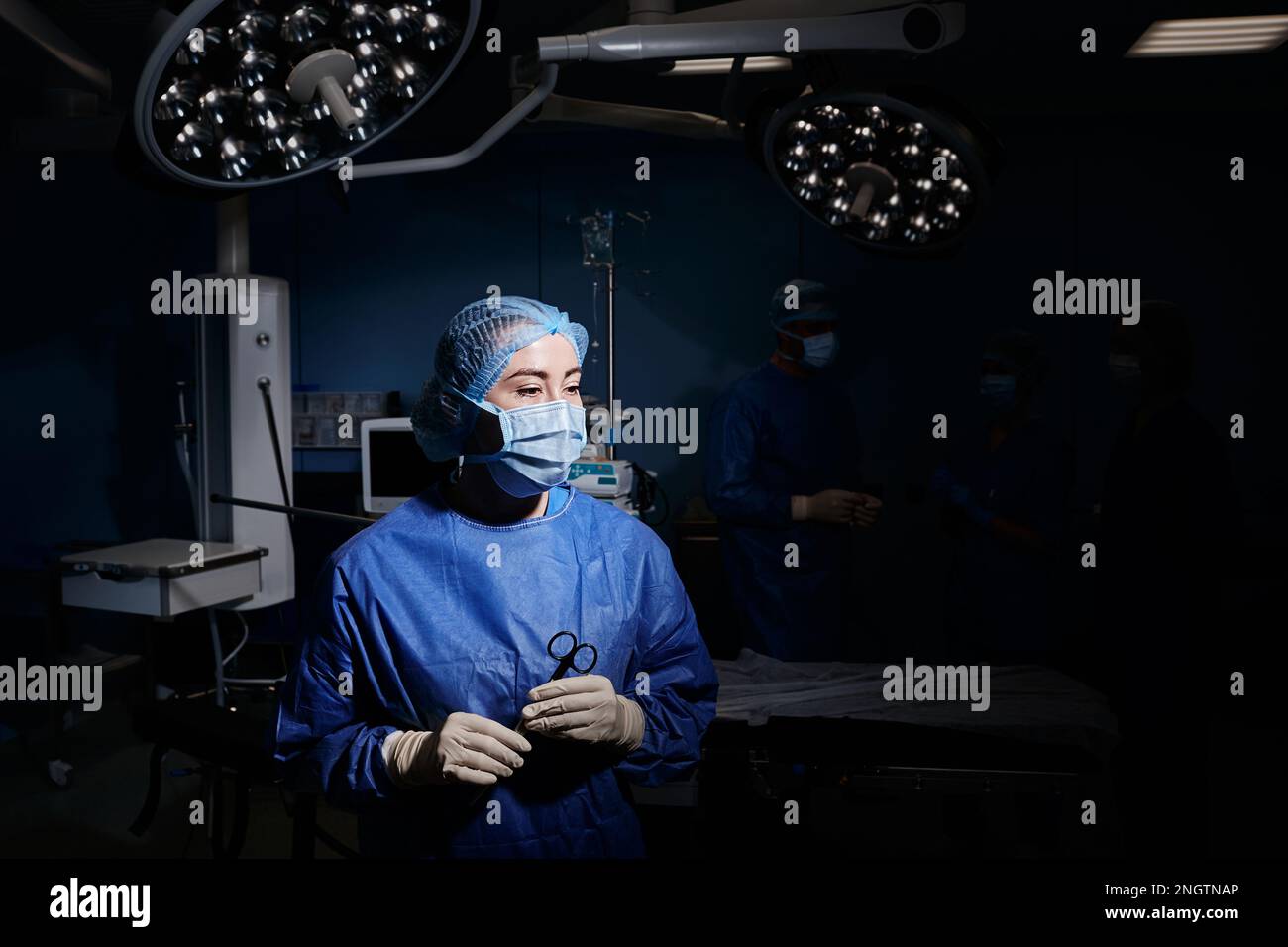 Surgery team -Fotos und -Bildmaterial in hoher Auflösung – Alamy
