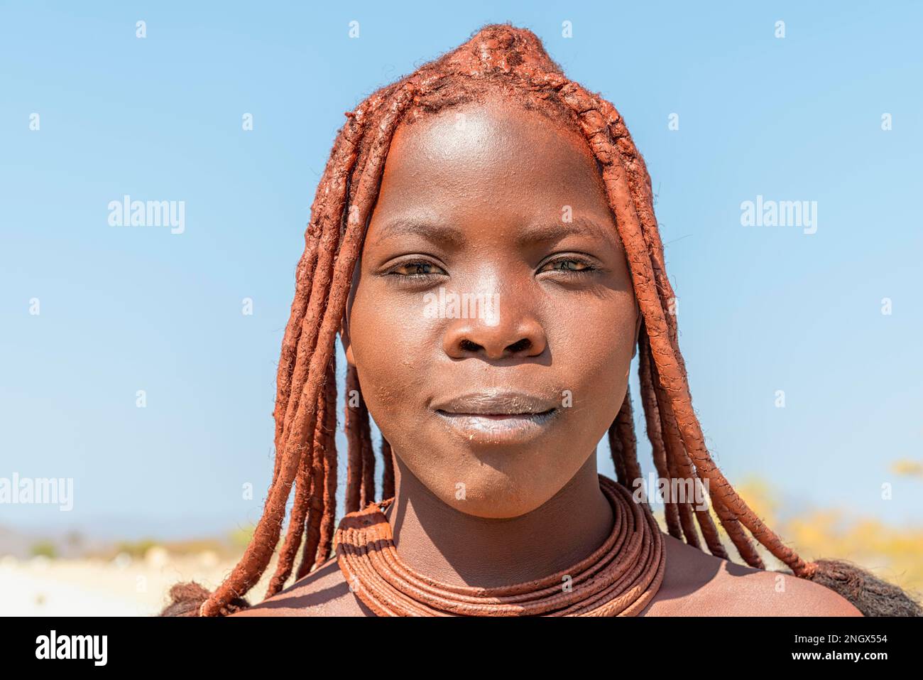 Himba landschaft -Fotos und -Bildmaterial in hoher Auflösung - Seite 2 ...
