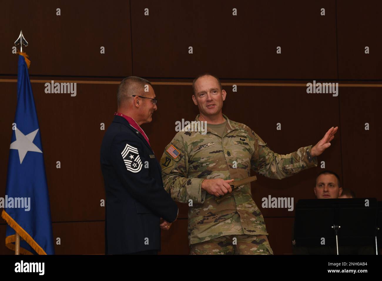Chief master sgt daniel conner -Fotos und -Bildmaterial in hoher ...
