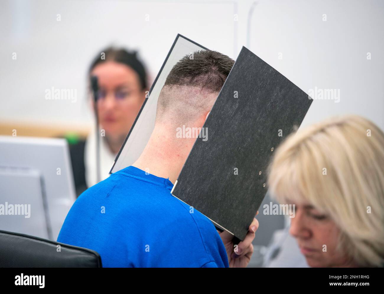 Rostock, Deutschland. 20. Februar 2023. Pflichtverteidiger Beate ...