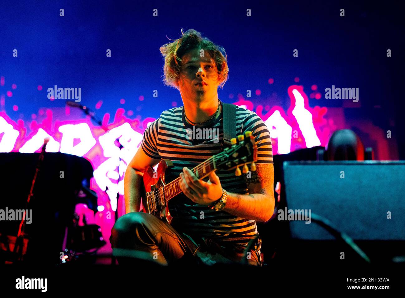 Poorstacy singen -Fotos und -Bildmaterial in hoher Auflösung – Alamy