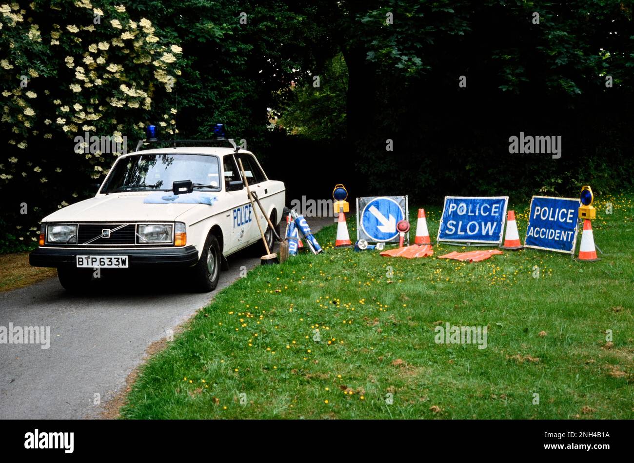 Hampshire polizei volvo 240 -Fotos und -Bildmaterial in hoher Auflösung ...