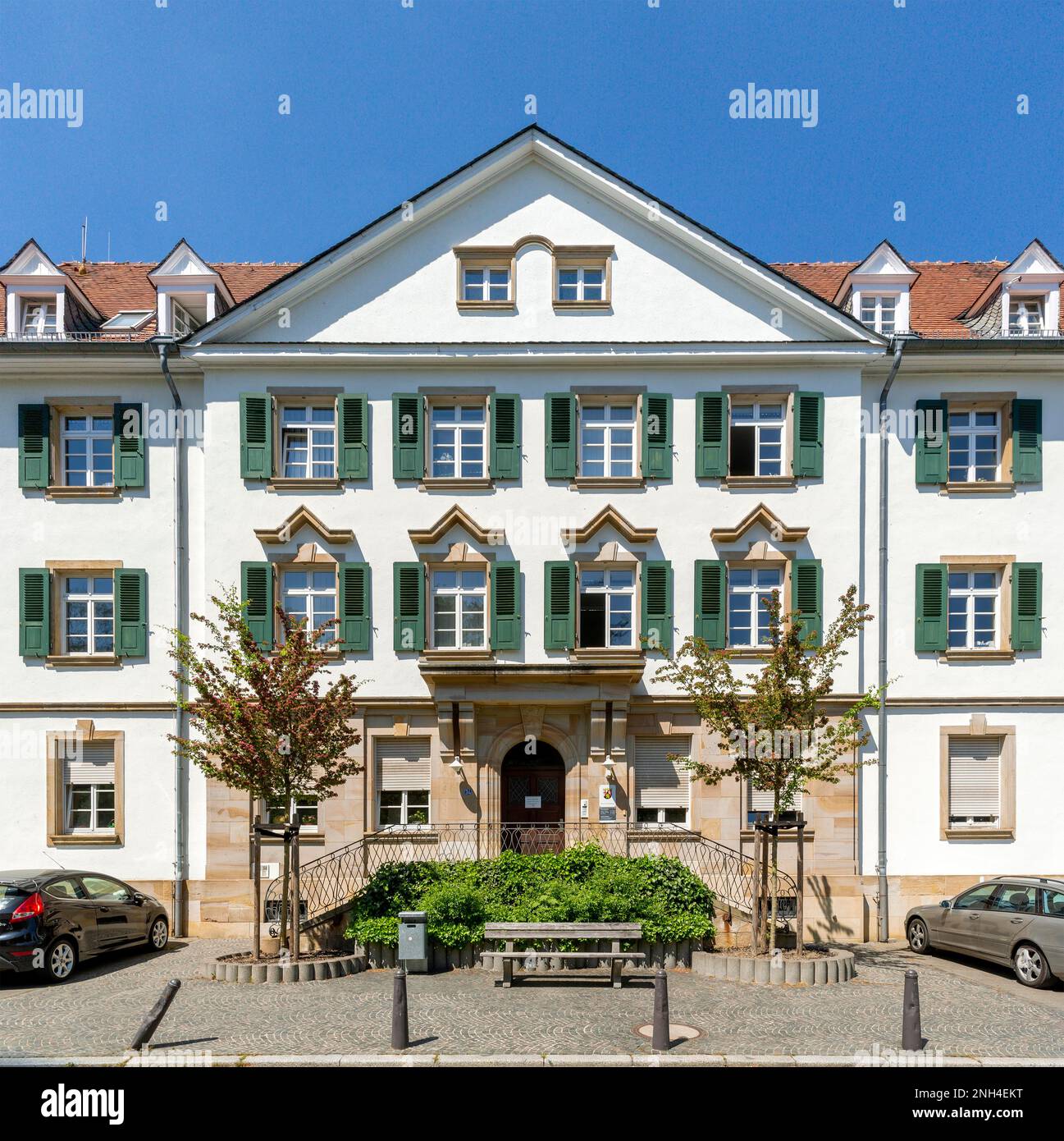 Ehemaliges Bezirksgesundheitsamt, heute Bezirksverwaltung Alzey-Worms ...