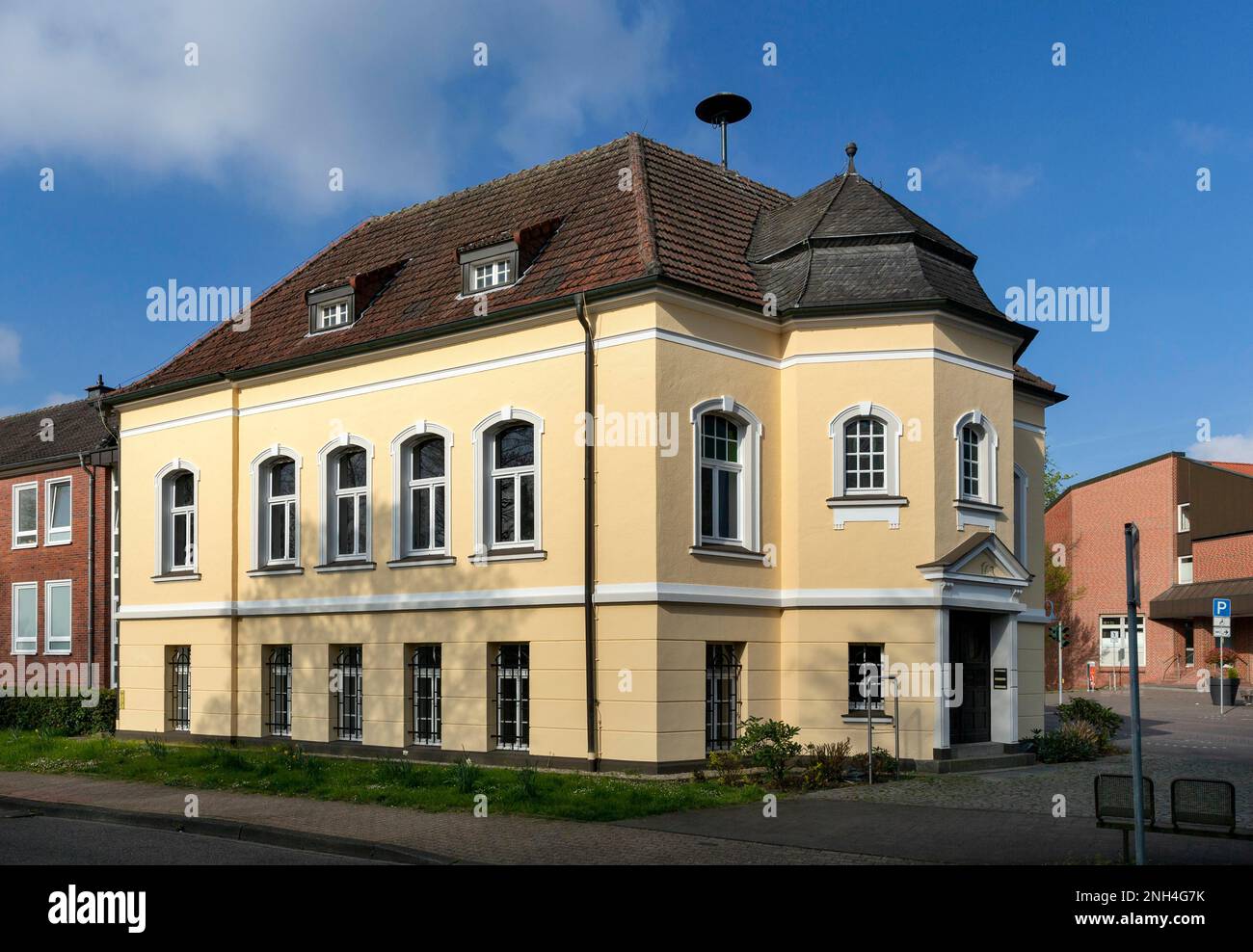 Ehemaliges Amtshaus oder Amtsbuergerei oder Altes Rathaus der Gemeinde ...