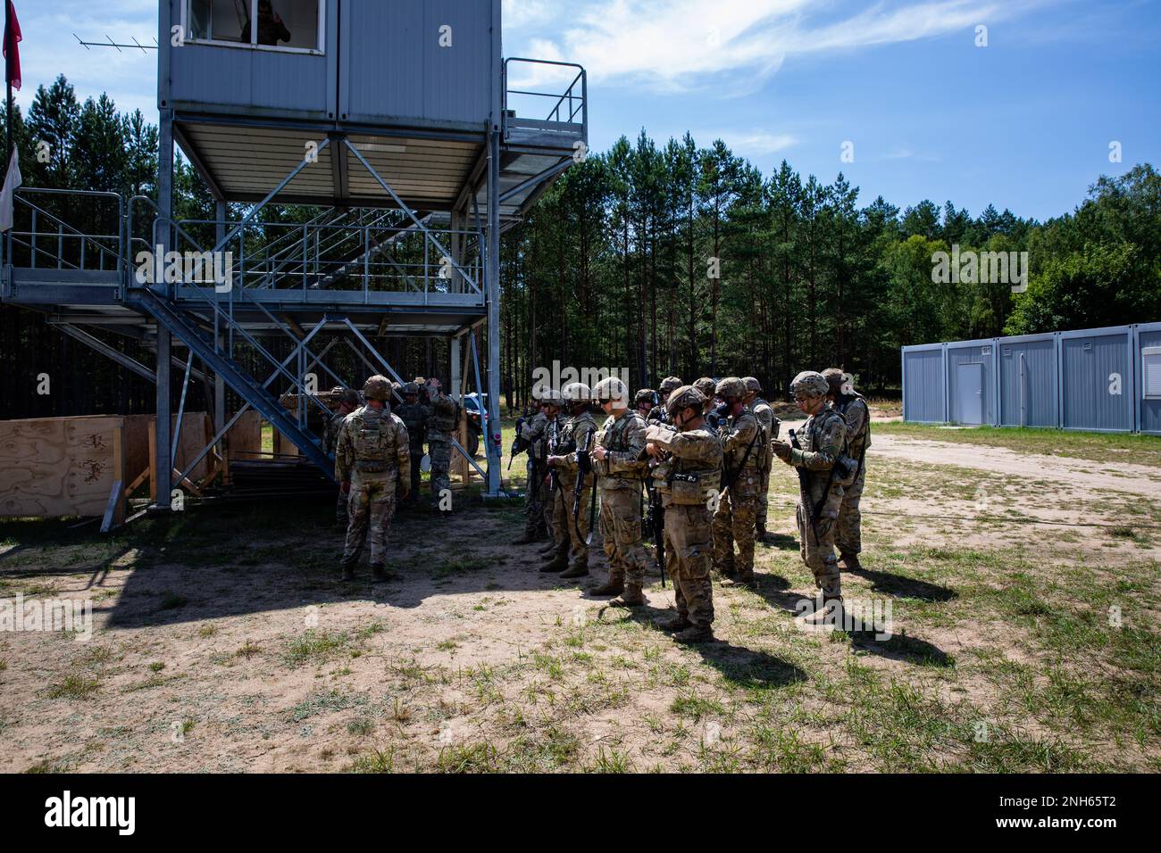 USA Soldaten, die dem 1. Bataillon, dem 68. Rüstungsregiment, dem 3 ...