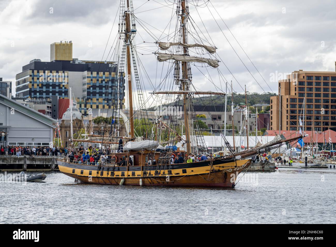 Tall Ships beim Wooden Boat Festival in hobart, tasmanien, australien ...