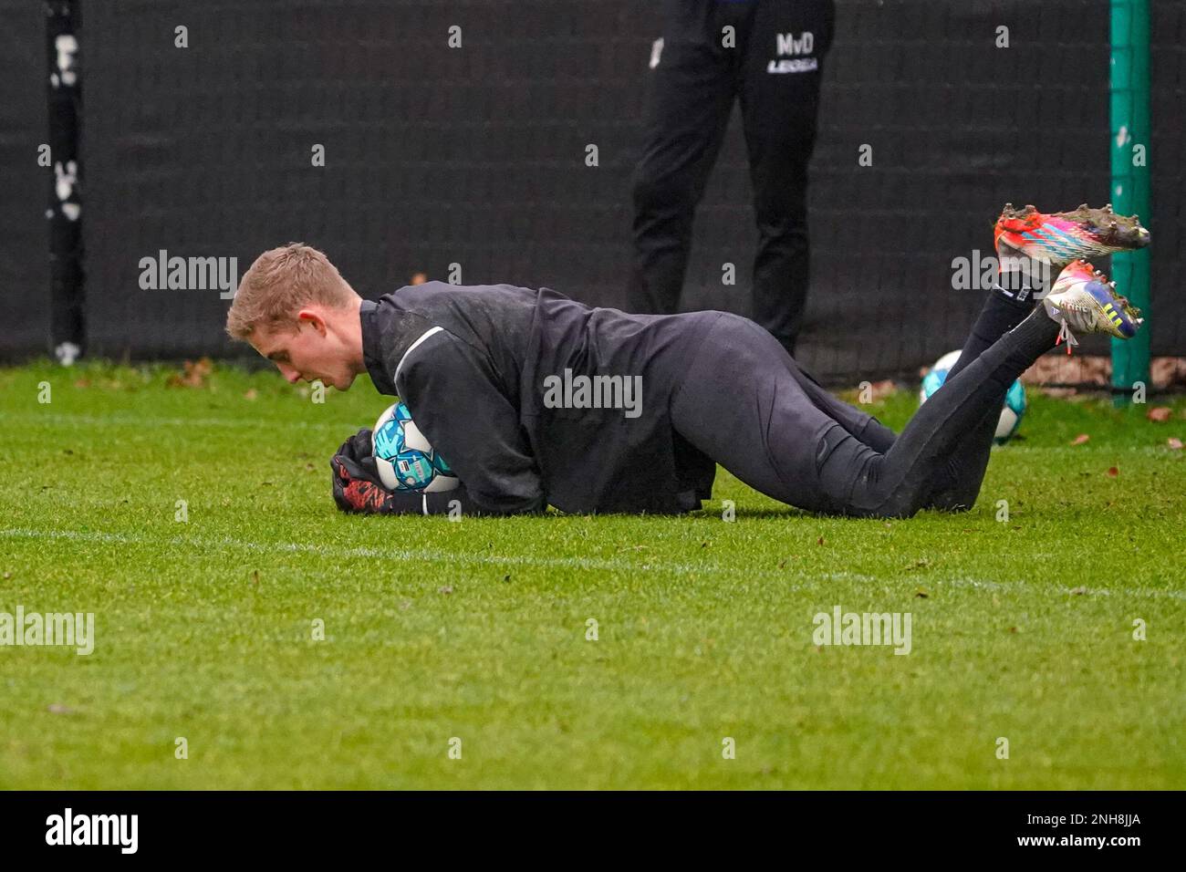 NIJMEGEN, NIEDERLANDE - FEBRUAR 21: Torhüter Rijk Janse von N.E.C ...