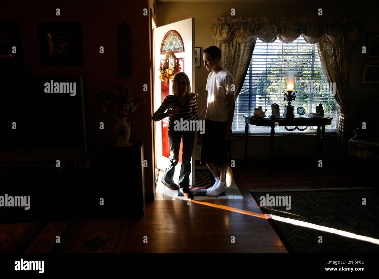 CHEST03 033 LH.JPG There's a new, minimally-invasive technique ...