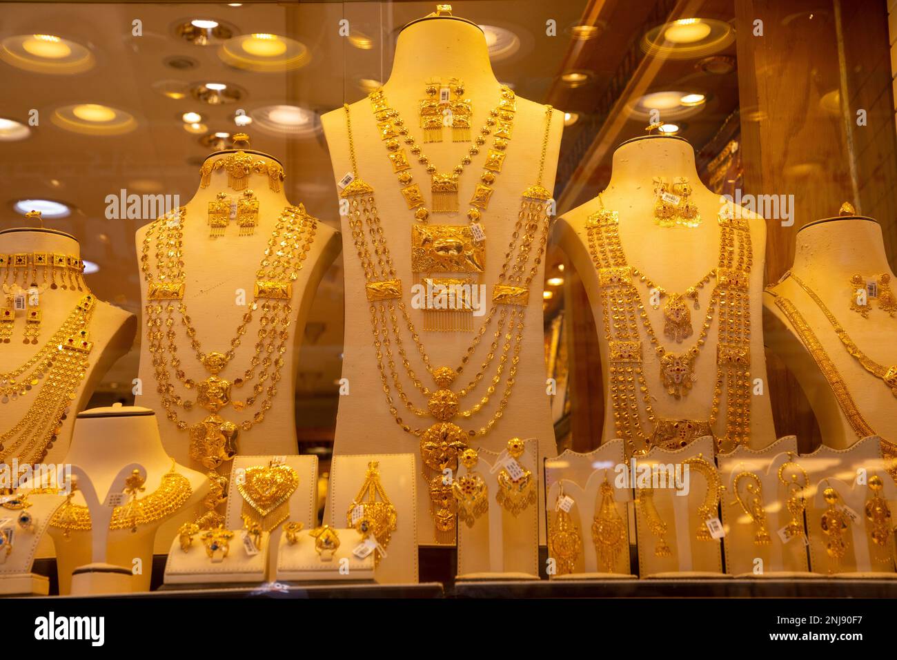 Shopping manama -Fotos und -Bildmaterial in hoher Auflösung – Alamy
