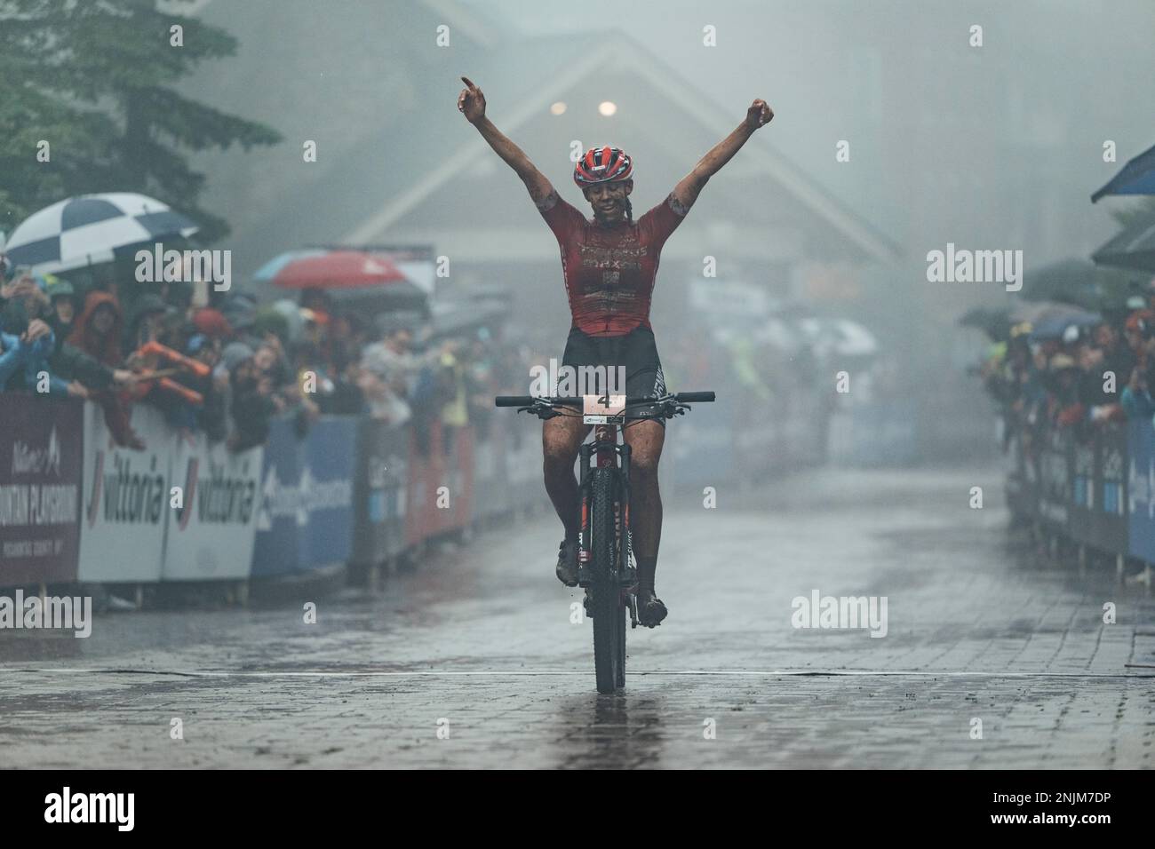 Switzerland's Alessandra Keller and Spanish veteran David Valero ...