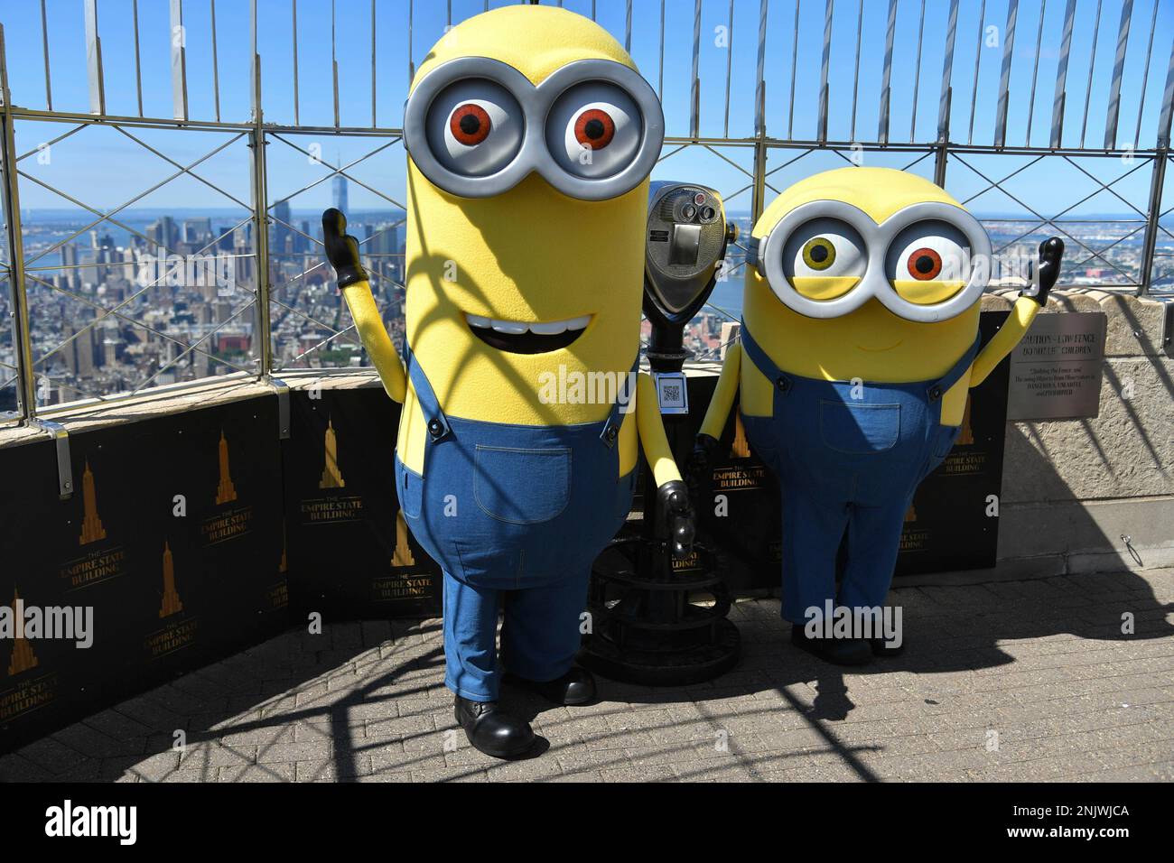 Photo by: NDZ/STAR MAX/IPx 2022 6/28/22 Steve Carell and two Minions ...