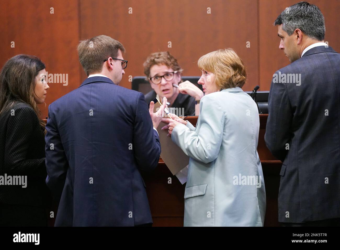 Judge Penney Azcarate speaks to attorneys in the courtroom at the ...