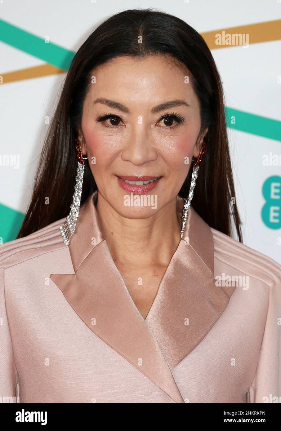Malaysian actress michelle yeoh -Fotos und -Bildmaterial in hoher ...