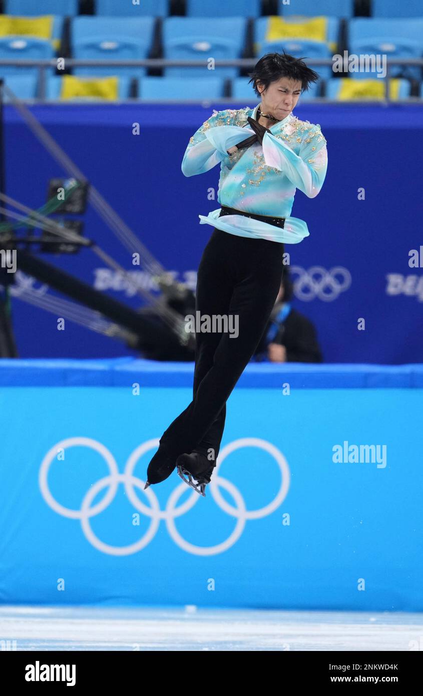 Yuzuru Hanyu of Japan challenges the quadruple axel jump during the Men ...