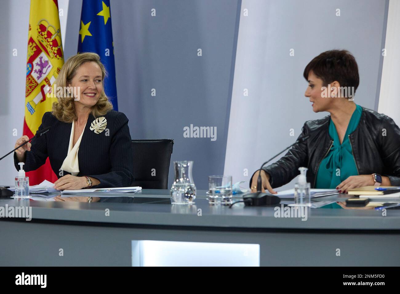 (L-R) The First Vice-President and Minister for Economic Affairs and ...