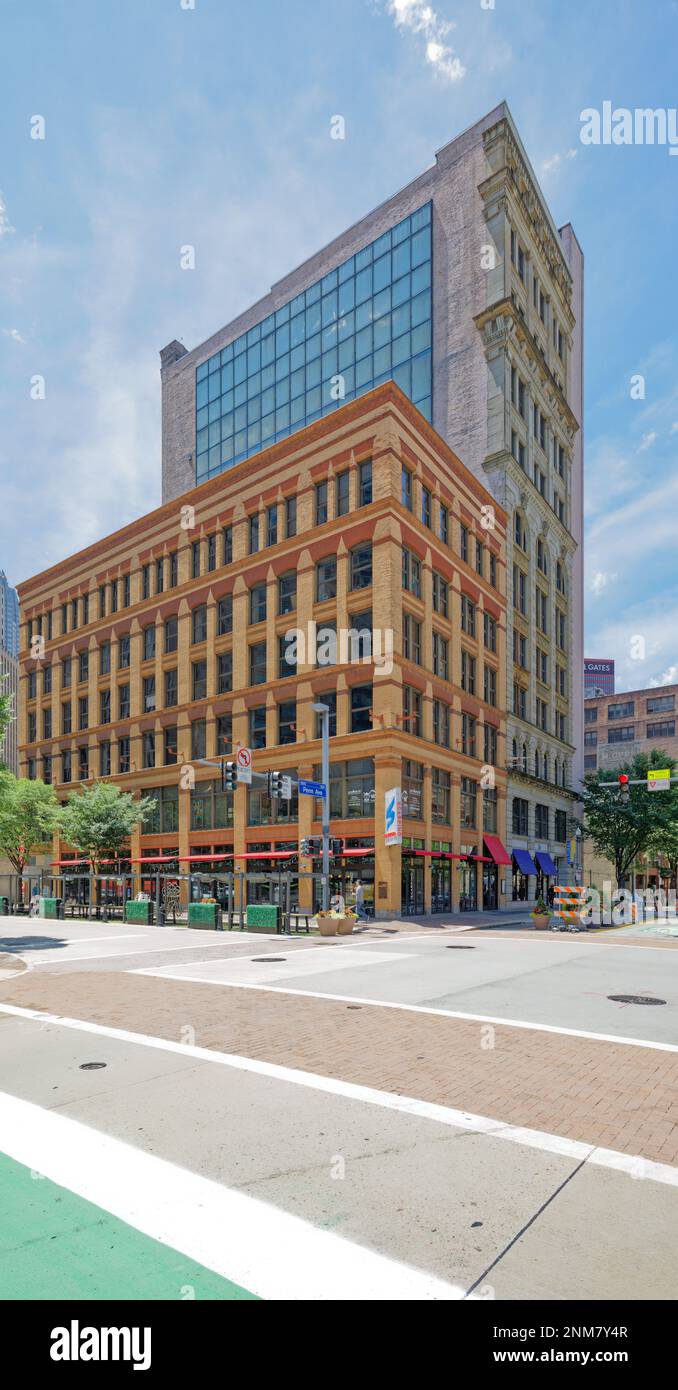 Pittsburgh Downtown: Das Pickering Building aus orangefarbenen ...
