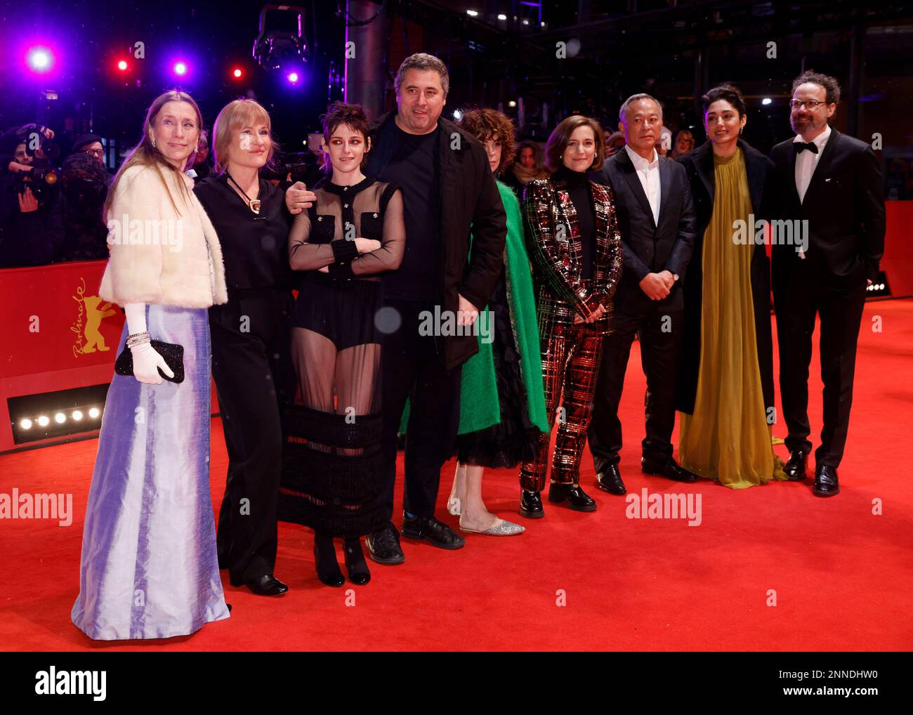 Kristen stewart und carla simon -Fotos und -Bildmaterial in hoher ...