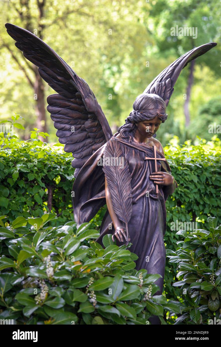 Engel denkmäler -Fotos und -Bildmaterial in hoher Auflösung – Alamy