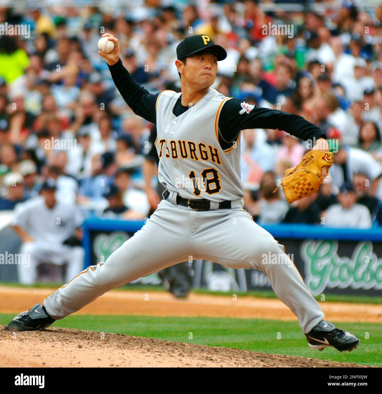 Pittsburgh Pirates' starter Masumi Kuwata throws a ball during the ...