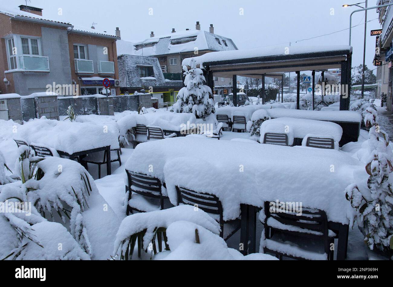 The municipality of Cerceda remains covered with snow after the passage ...
