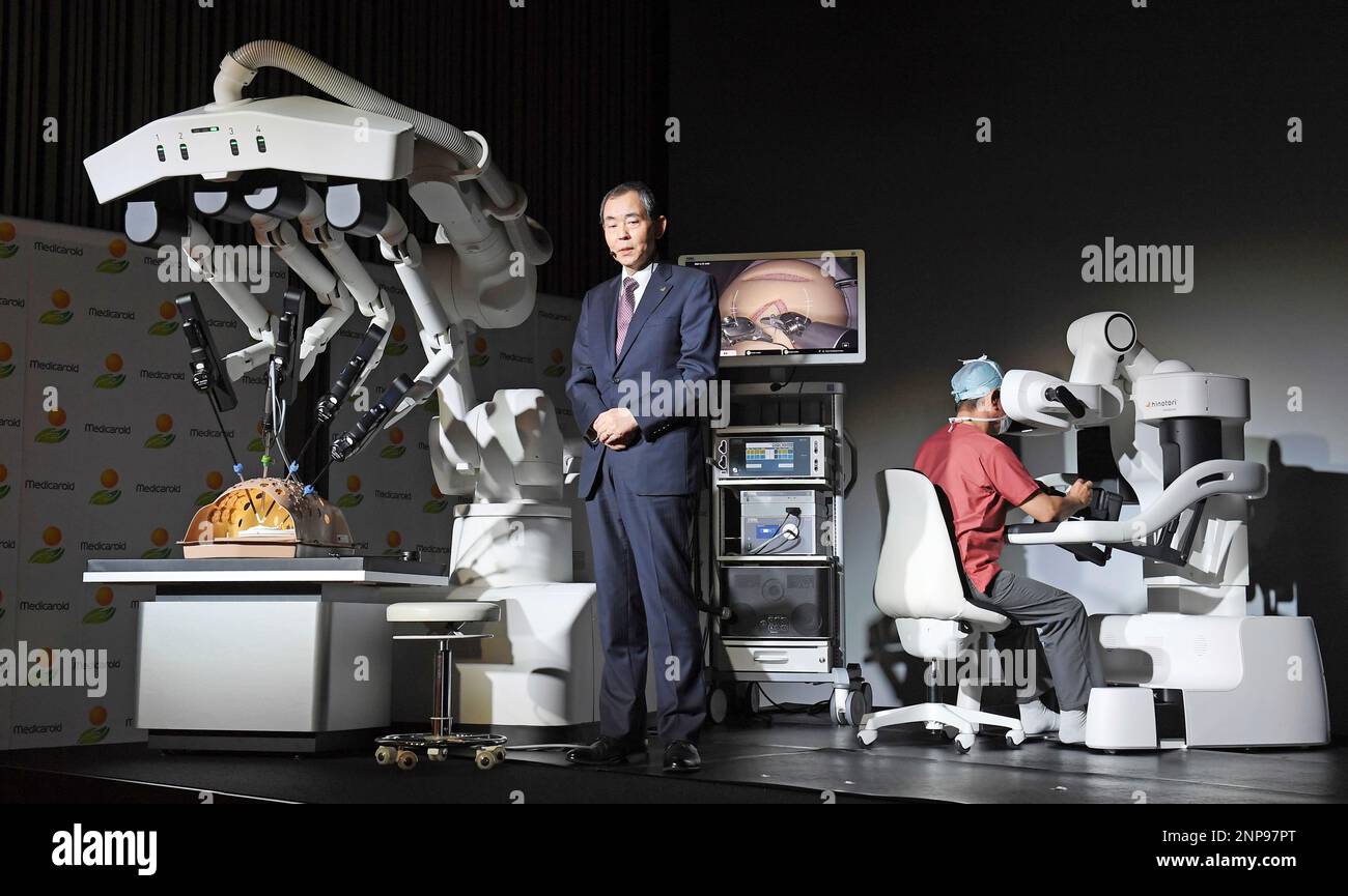 Hirofumi Tanaka, president of Medicaroid, unveils hinotori, the first surgery support robot ...