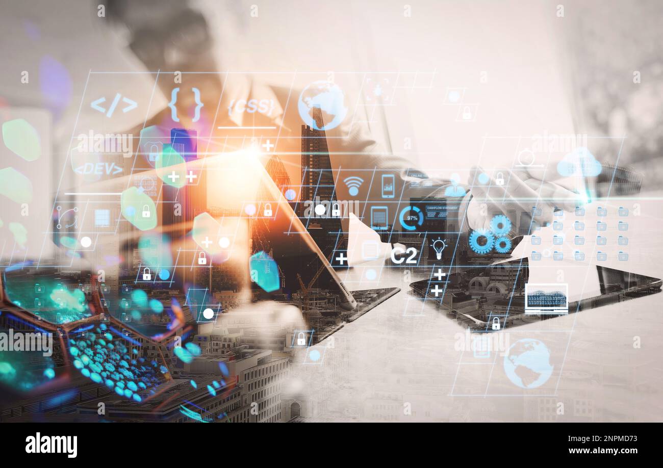 ChatGPT, Chat bot, KI oder künstliche Intelligenz. Geschäftsmann, der ...