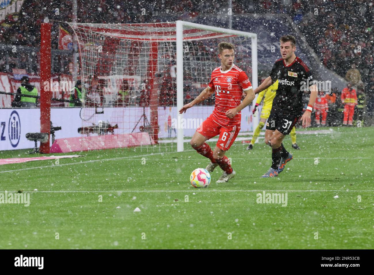 6 joshua kimmich vom fc bayern -Fotos und -Bildmaterial in hoher Auflösung – Alamy