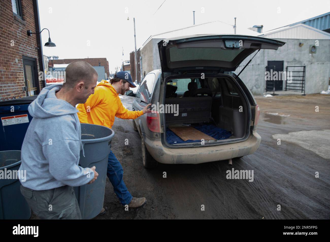 In this Wednesday, Feb. 26, 2020 photo, Brewer Arron Luebbert, left ...