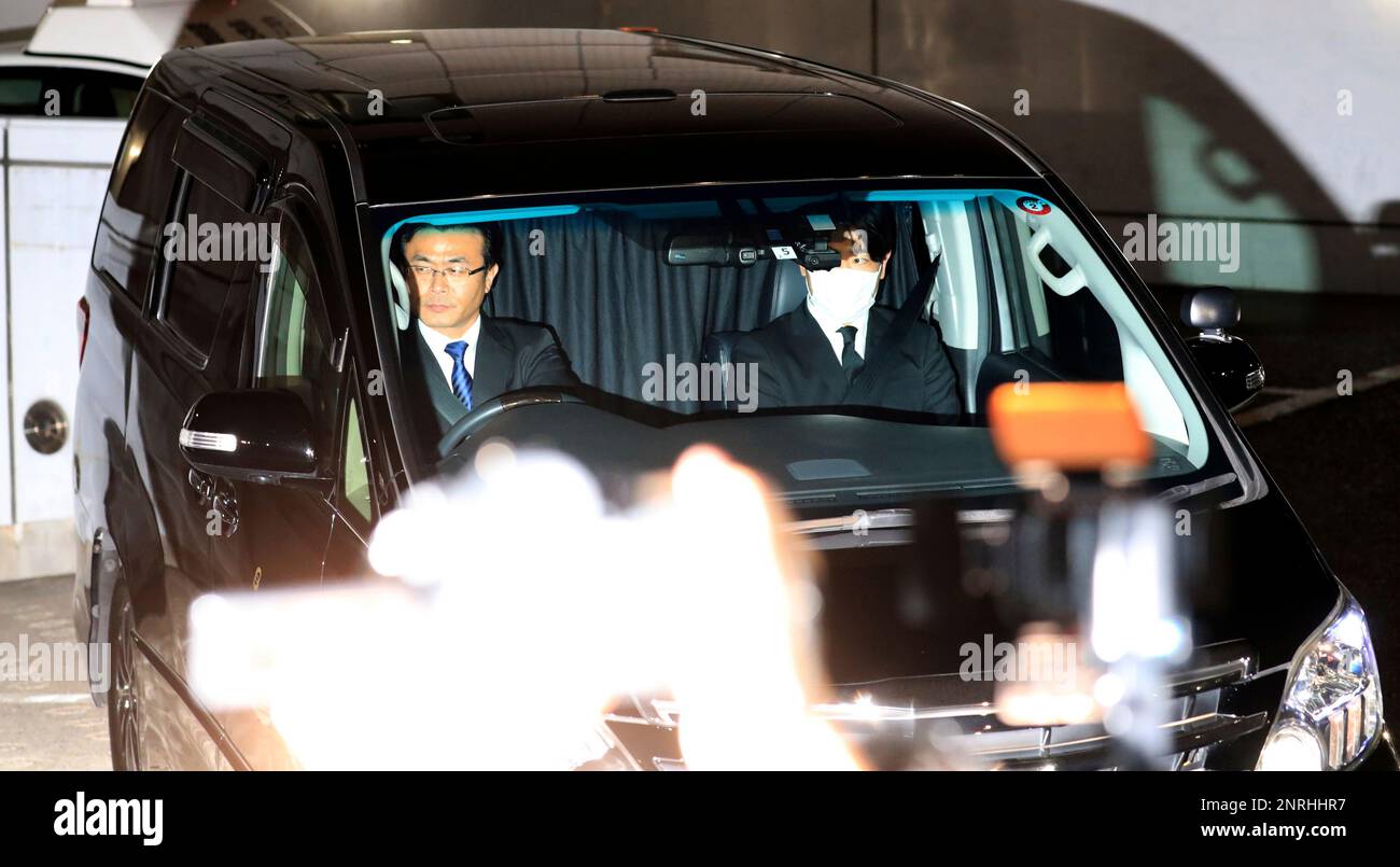 A vehicle carrying Japanese actress Erika Sawajiri, leaves from Tokyo ...