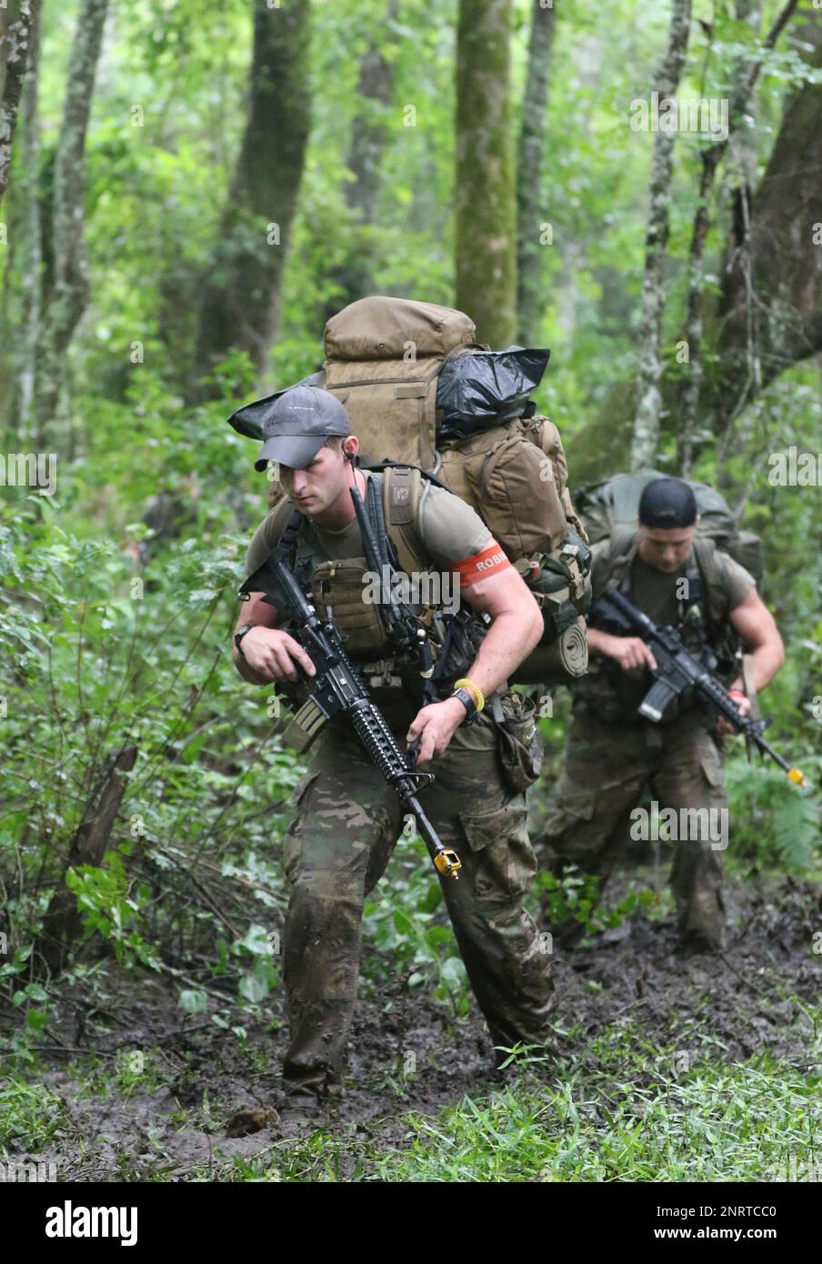 Special Forces candidates assigned to the U.S. Army John F. Kennedy ...