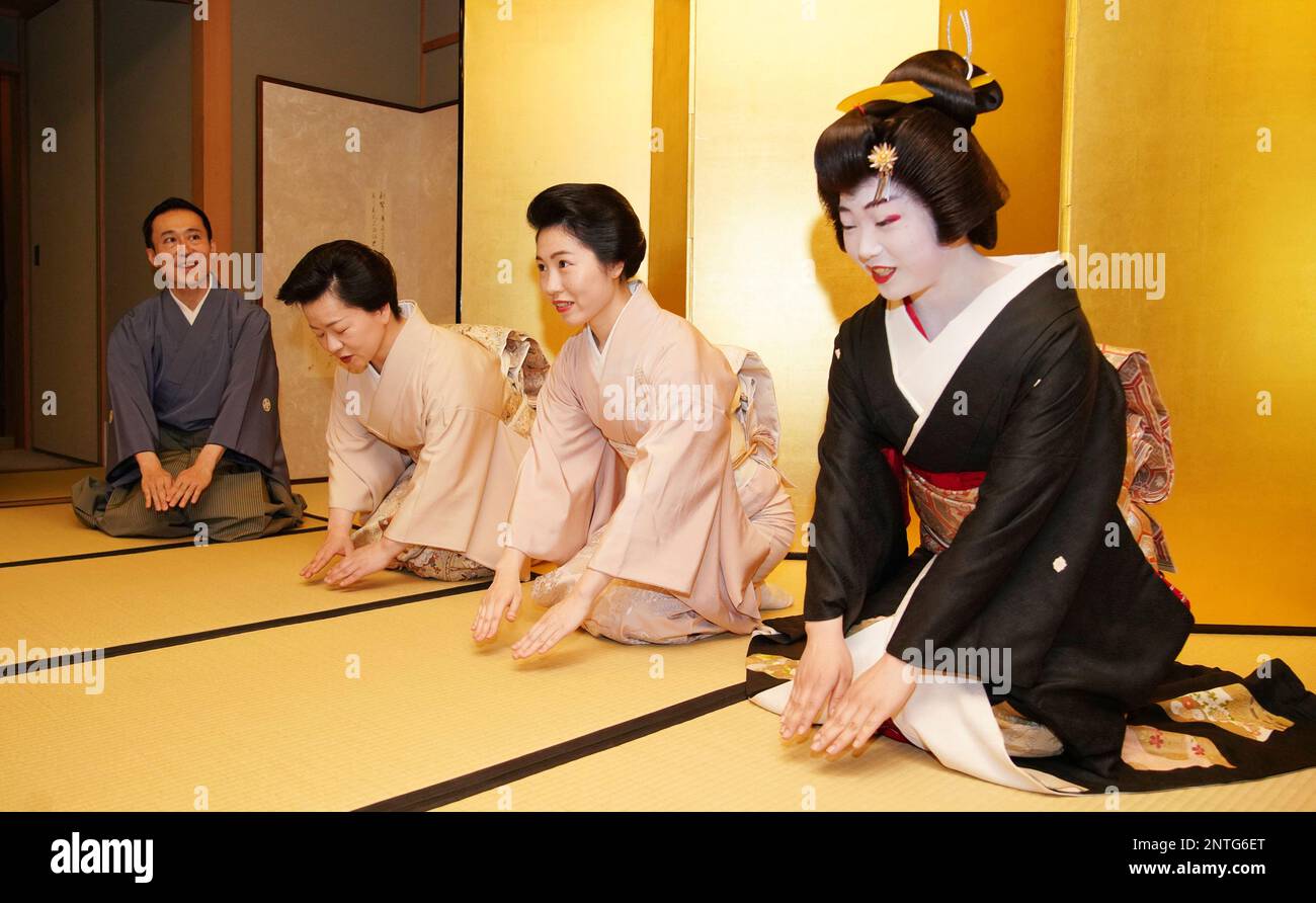 Tamako (R) and Tamizuru (2nd from R) are introduced as new Tachikata ...