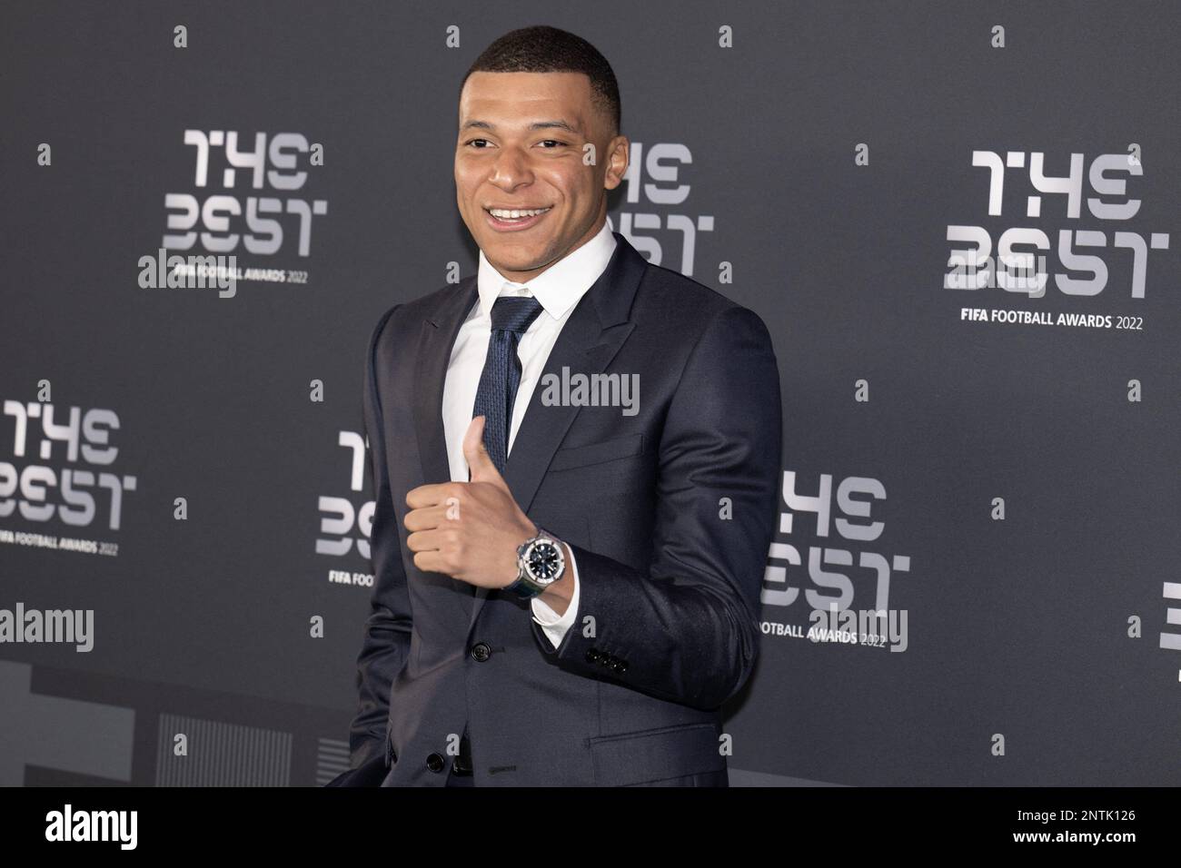 Kylian Mbappe von PSG findet am 27. Februar 2023 bei der Zeremonie der ...