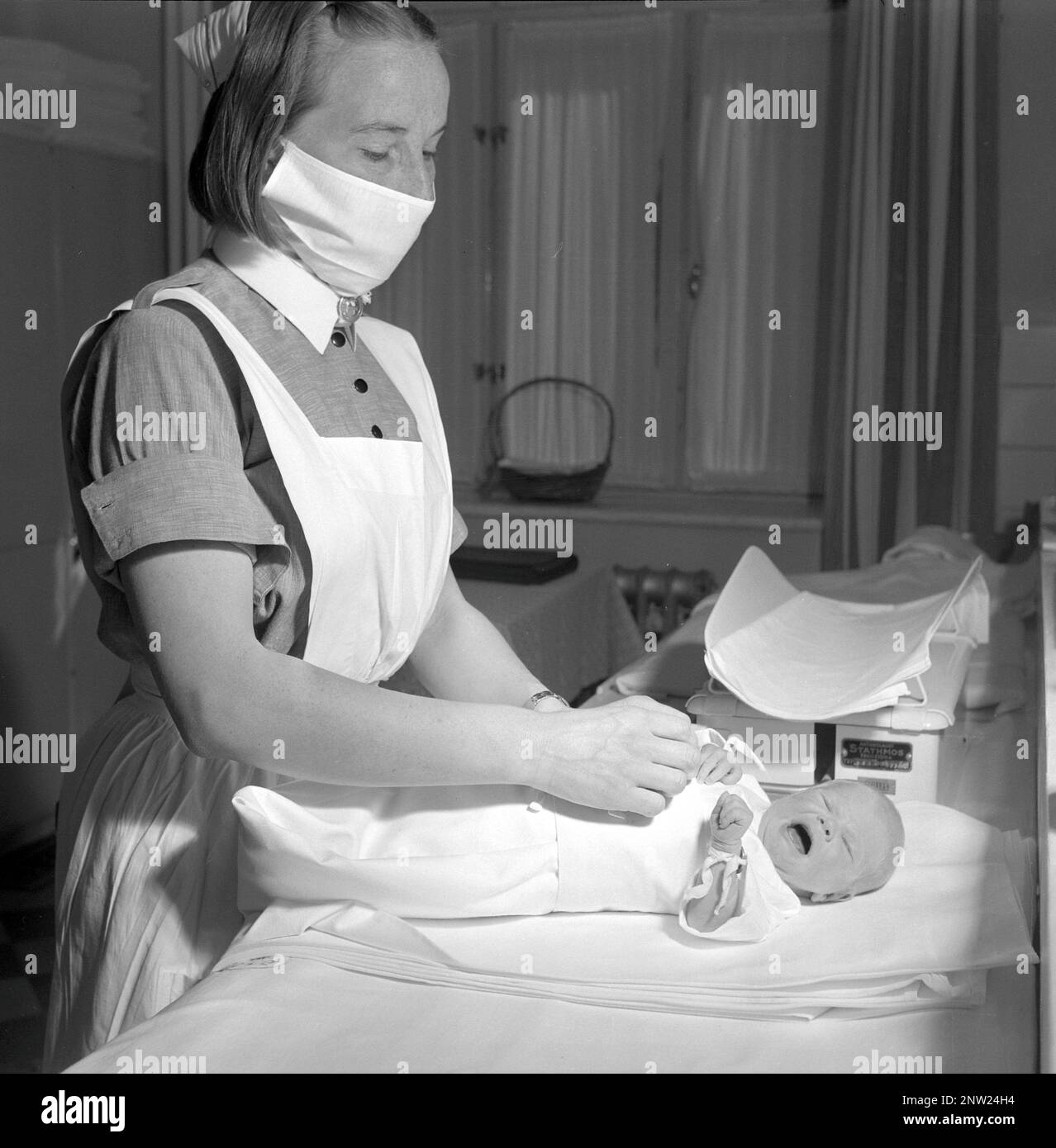 Krankenschwester kleidung bilder -Fotos und -Bildmaterial in hoher ...