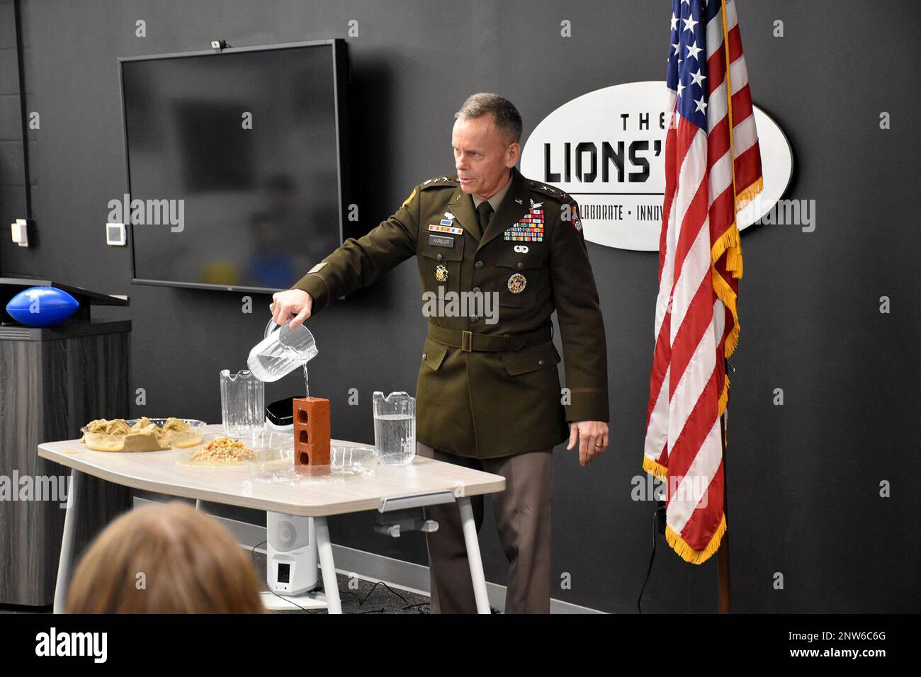 Generalleutnant Daniel Karbler, kommandierender General, USA Army Space ...