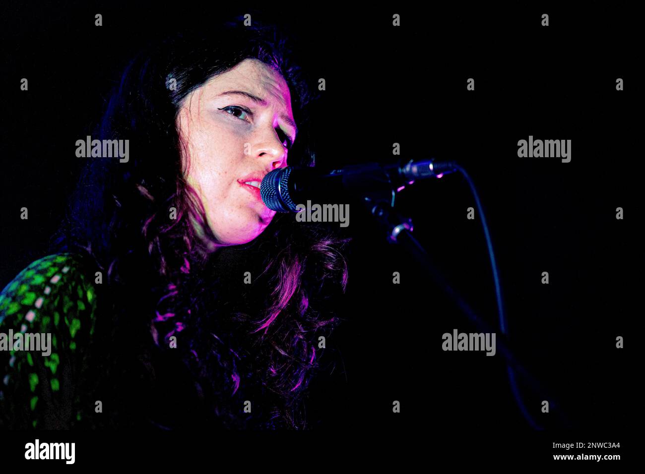 Alaska reid live konzert -Fotos und -Bildmaterial in hoher Auflösung ...