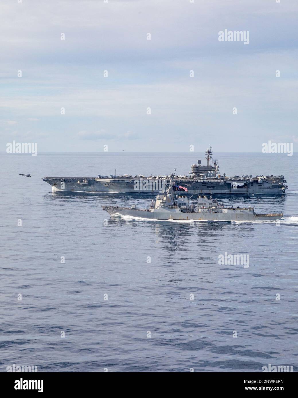 230113-N-MW880-1138 ADRIATISCHE SEE (13. Januar 2023) der ...